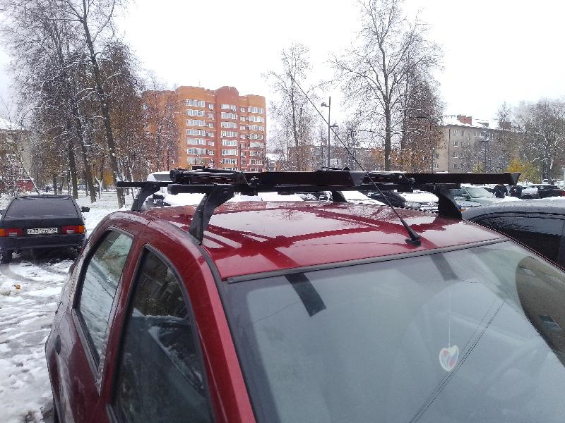 Велобагажники — Renault Logan (1G), 1,6 л, 2009 года | аксессуары | DRIVE2