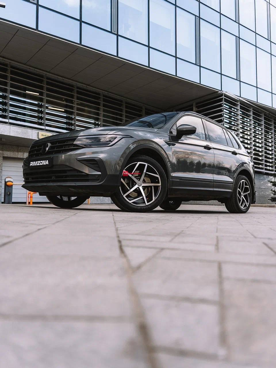 Volkswagen Tiguan на литых 19-дюймовых дисках в стиле VW Dallas🔥 ...