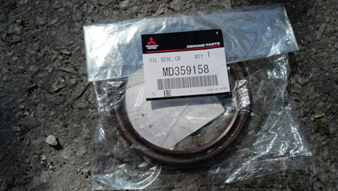 MD359158 Сальник коленвала задний Mitsubishi | Запчасти на DRIVE2