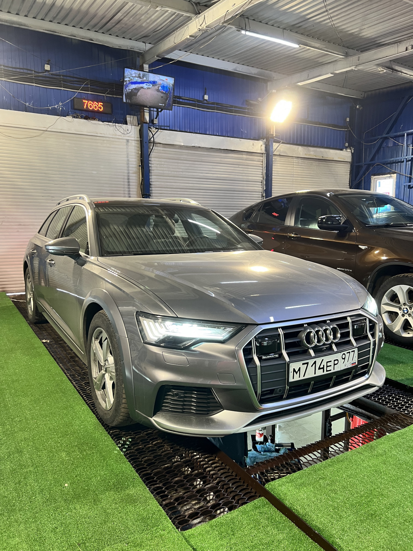 Замена масла в дифференциалах и раздатке Torsen — Audi Allroad (C8), 3 ...