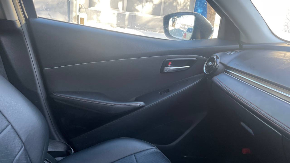 Амбиентная подсветка — Mazda Demio (4G), 1,5 л, 2016 года | аксессуары ...