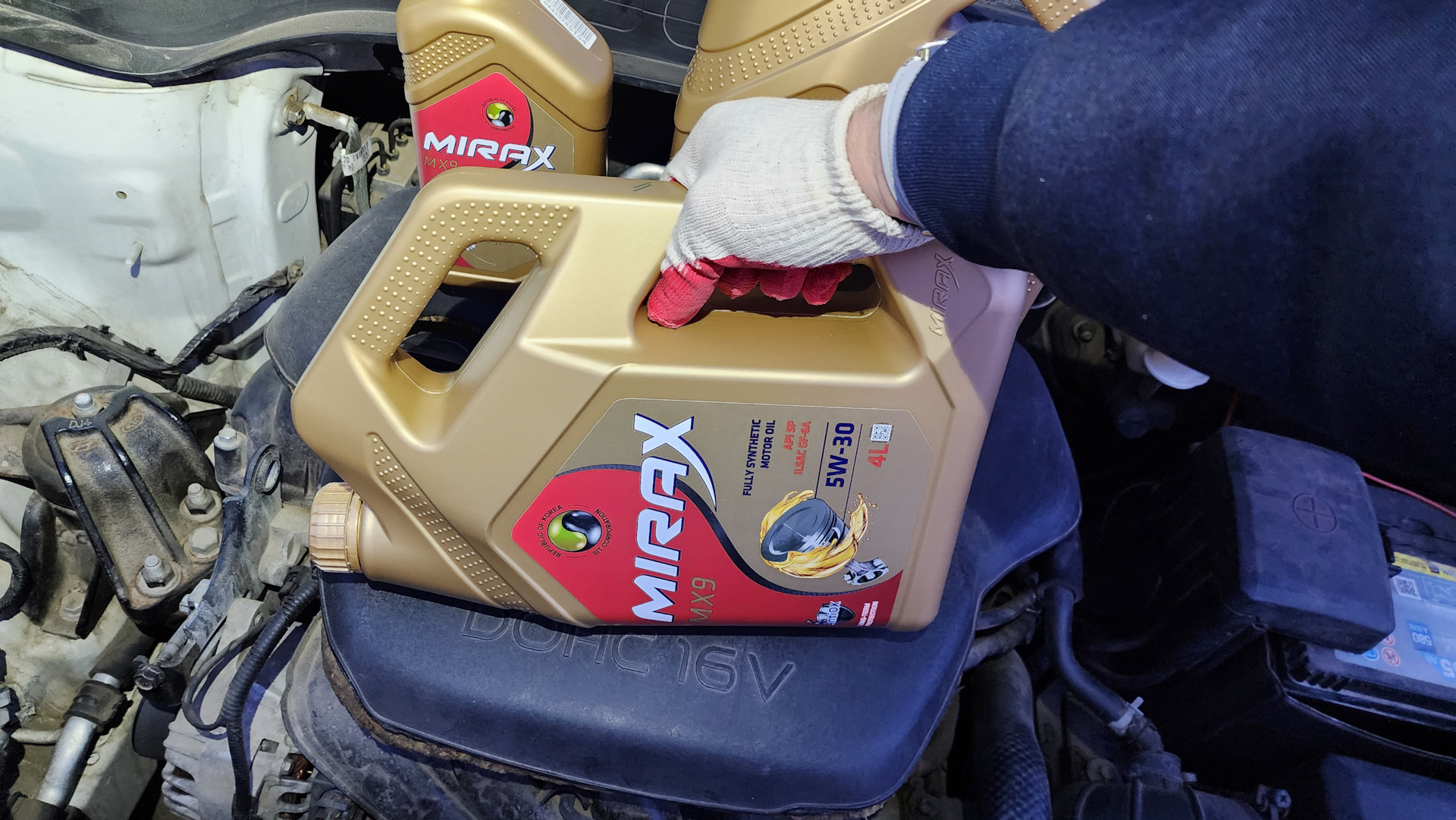 Масло тоже надо вовремя менять. — Hyundai Creta (1G), 1,6 л, 2018 года ...