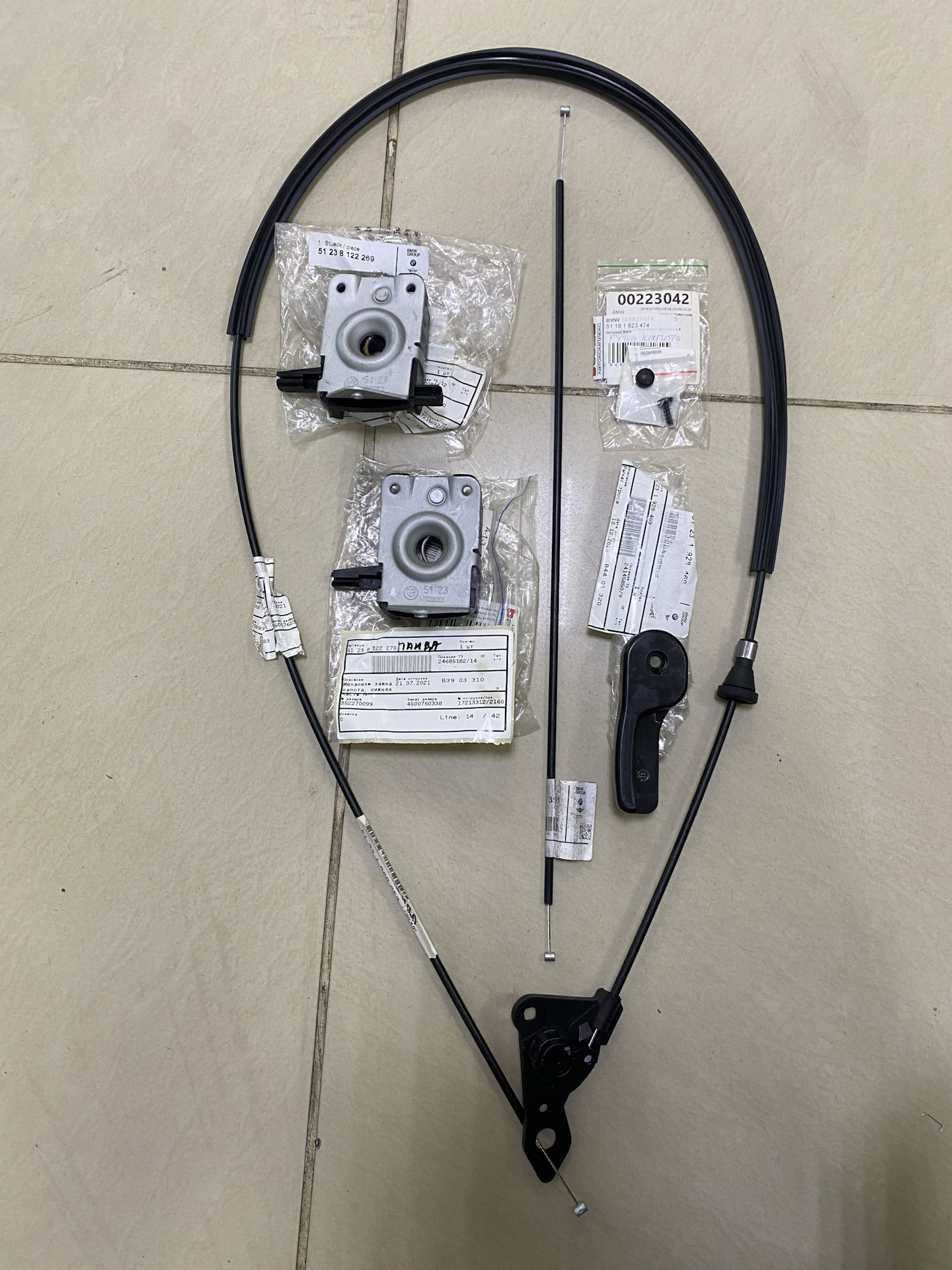 Механизм открывания капота — BMW 3 series Touring (E36), 1,7 л, 1997 ...