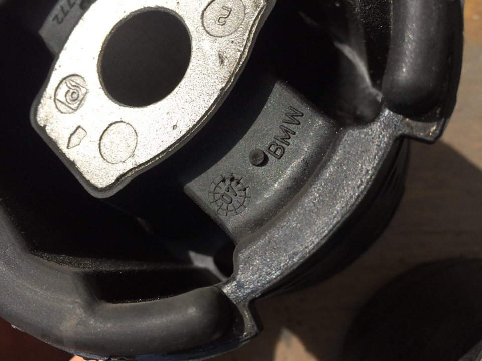 33316770750 Резинометаллический шарнир BMW | Запчасти на DRIVE2