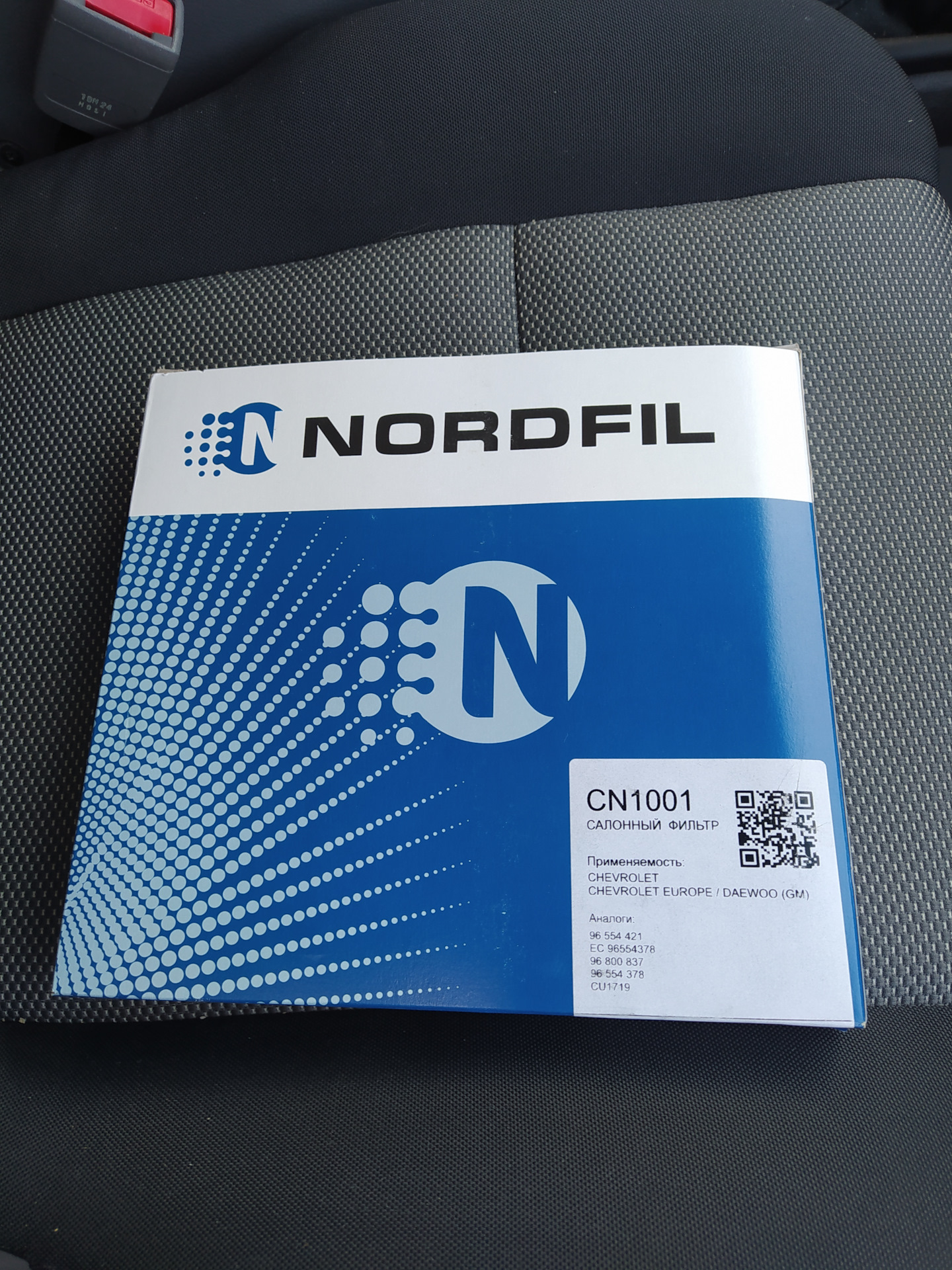 Замена салонного фильтра и чистка испарителя кондиционера — Chevrolet ...