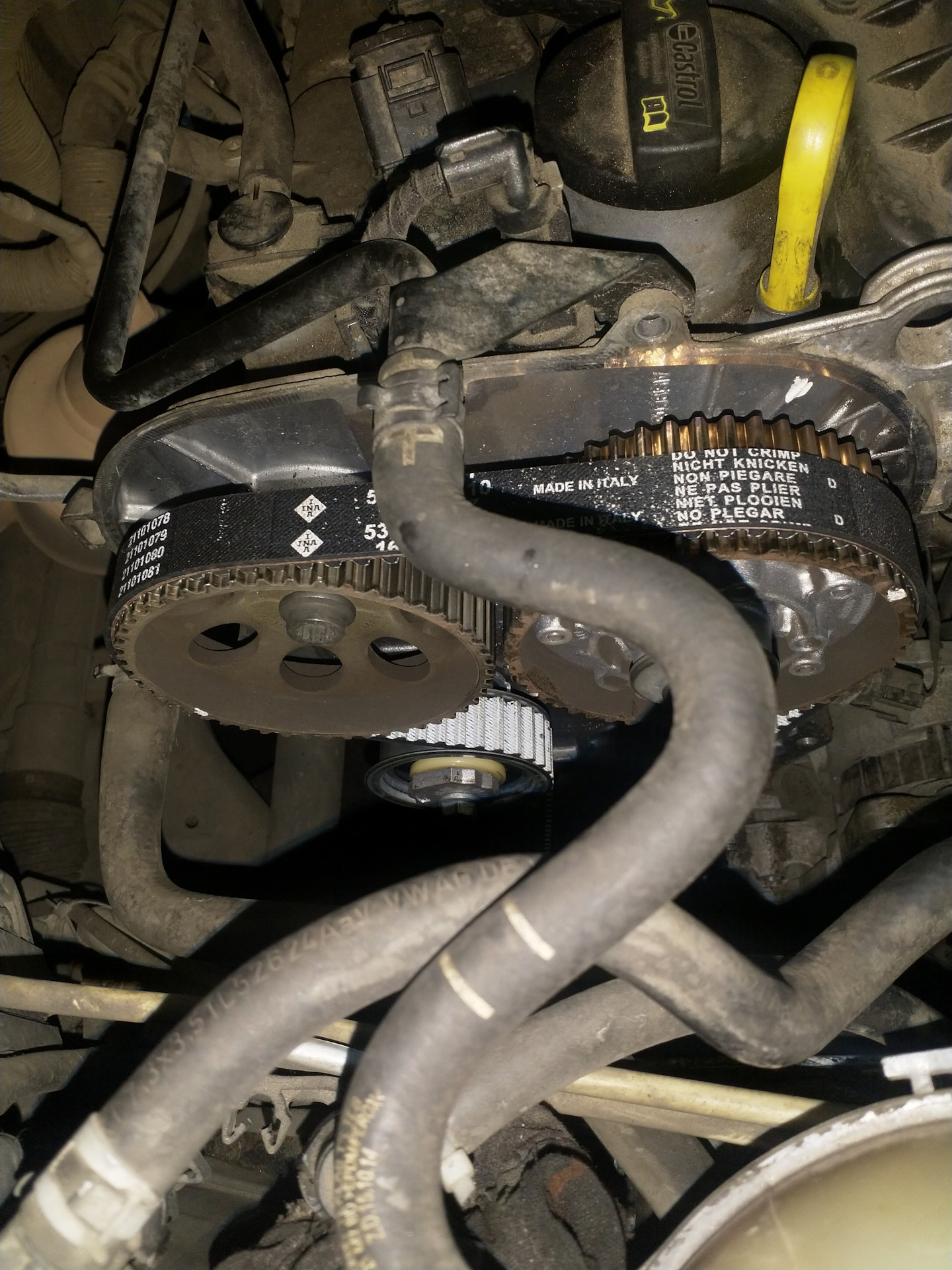 Замена ГРМ 2 — Volkswagen Polo Sedan, 1,6 л, 2018 года | плановое ТО ...