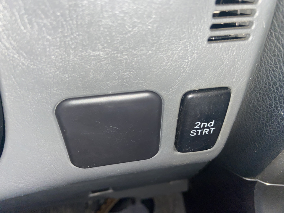 Приятные мелочи — Toyota Land Cruiser Prado 120-series, 4 л, 2003 года ...