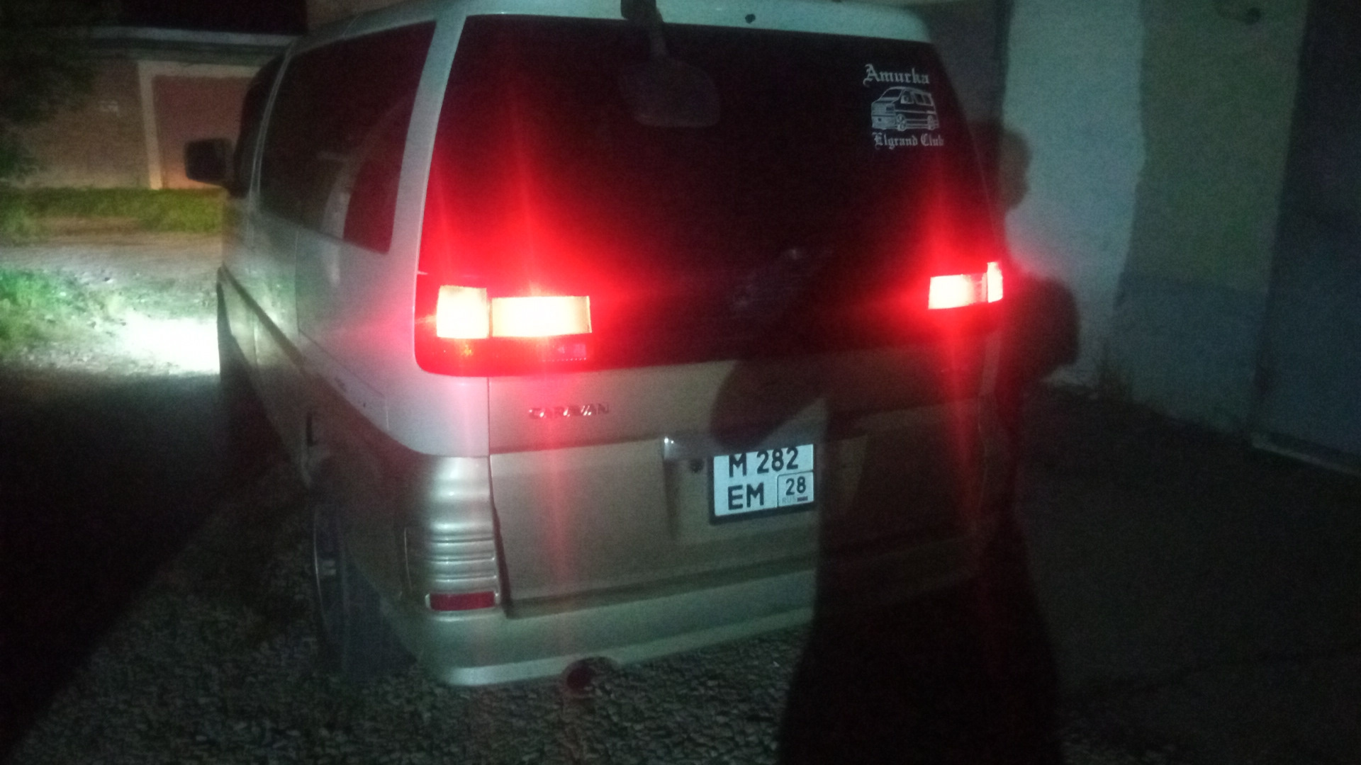 Доработка заднего освещения — Nissan Elgrand (E50), 3,2 л, 1999 года ...