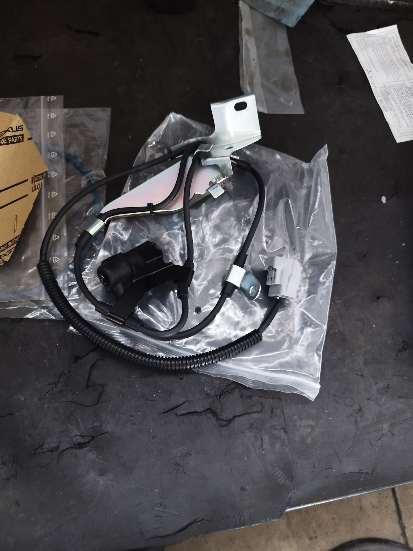 Датчики ABS — Lexus LX (UZJ100), 4,7 л, 2006 года | запчасти | DRIVE2