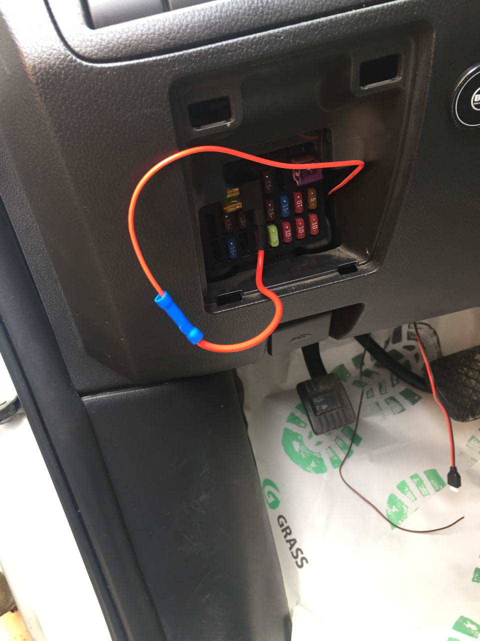 Замена подшипника кондиционера — Volvo XC60 (1G), 2,4 л, 2014 года ...