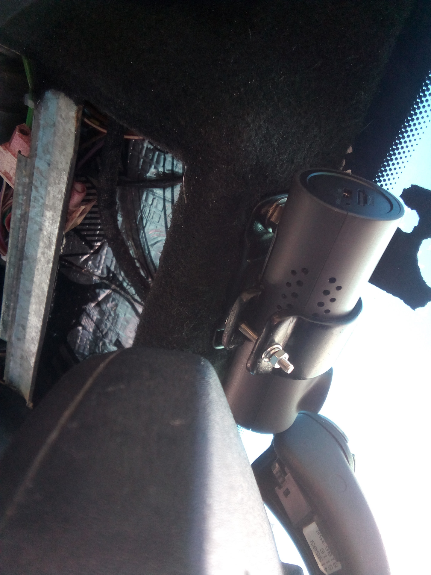 Автопарфюм в машину — Toyota Land Cruiser 200, 4,5 л., 2015 года ...