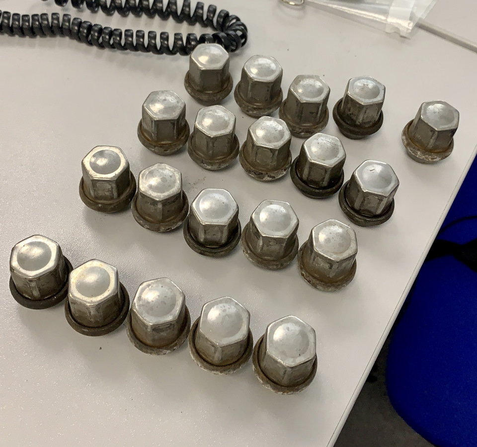 Улучшаем комплектацию. Volvo C30 Gekko green + Zubra R18 — Volvo C30, 2 ...