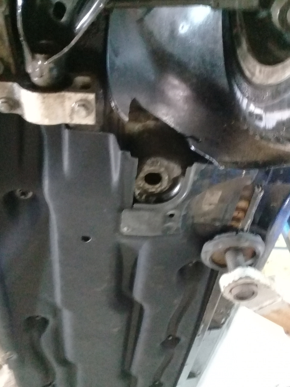 ЗАЩИТА ДНИЩА 3C8825201A — Volkswagen Passat CC, 1,8 л, 2013 года ...