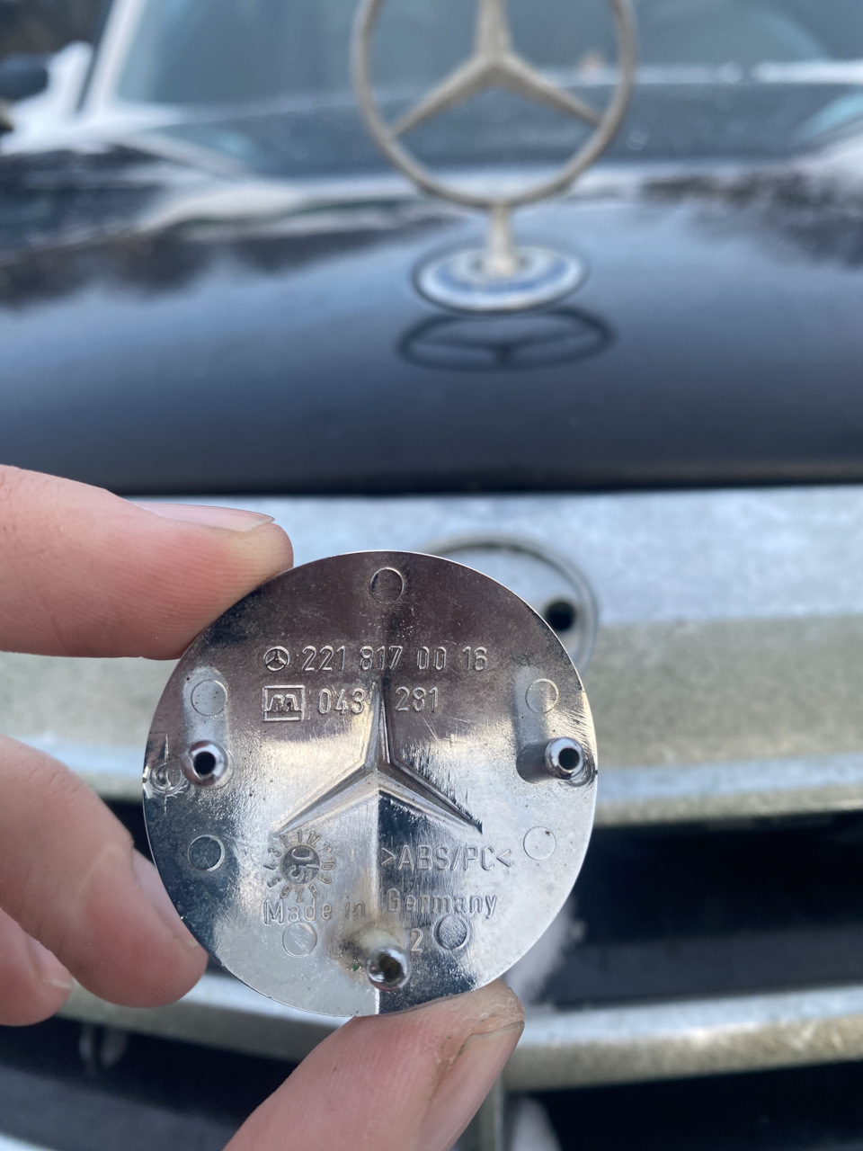 A2218170016 Эмблема фирменная решетки радиатора Mercedes | Запчасти на ...