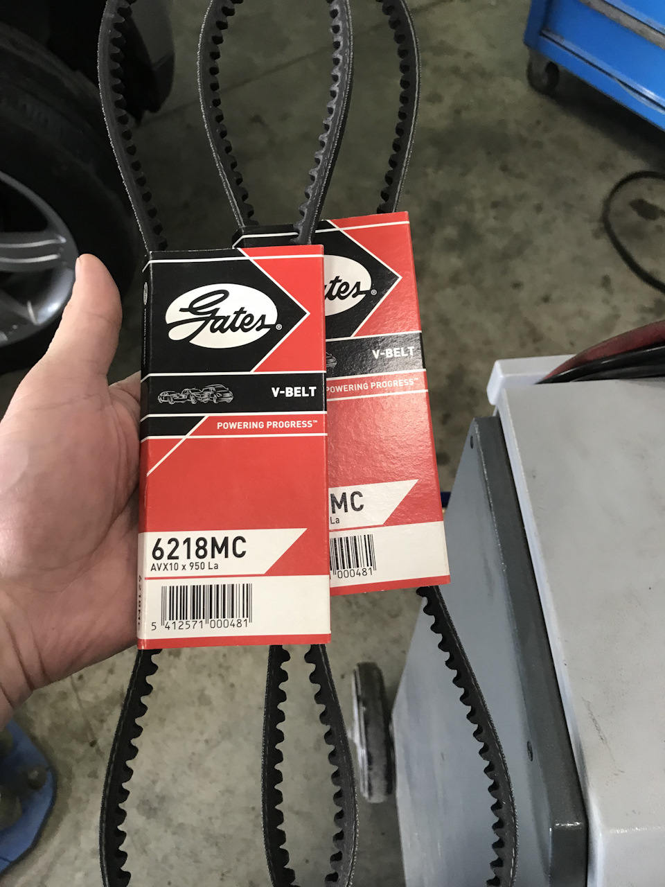 6218MC Неармированные клиновые ремни с формованным зубом GATES ...