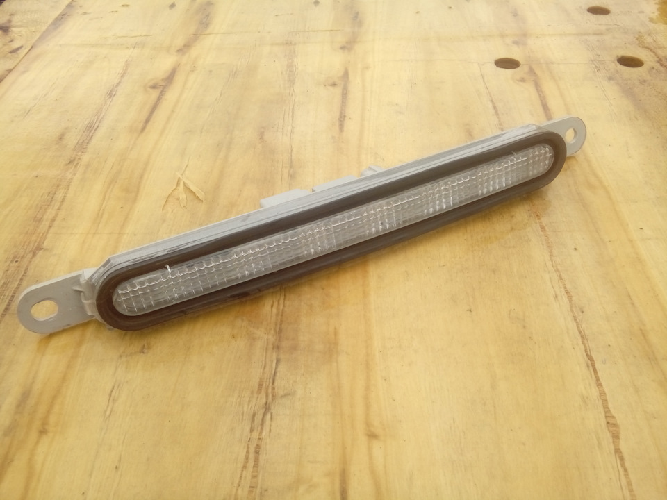 8334A065 ФОНАРЬ СТОП-СИГНАЛА ДОПОЛНИТ.В СБОРЕ Mitsubishi | Запчасти на ...