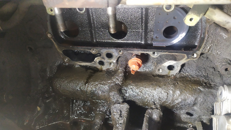 Демонтаж теплообменника 4м41/Pajero 3 — Mitsubishi Pajero (3G), 3,2 л ...