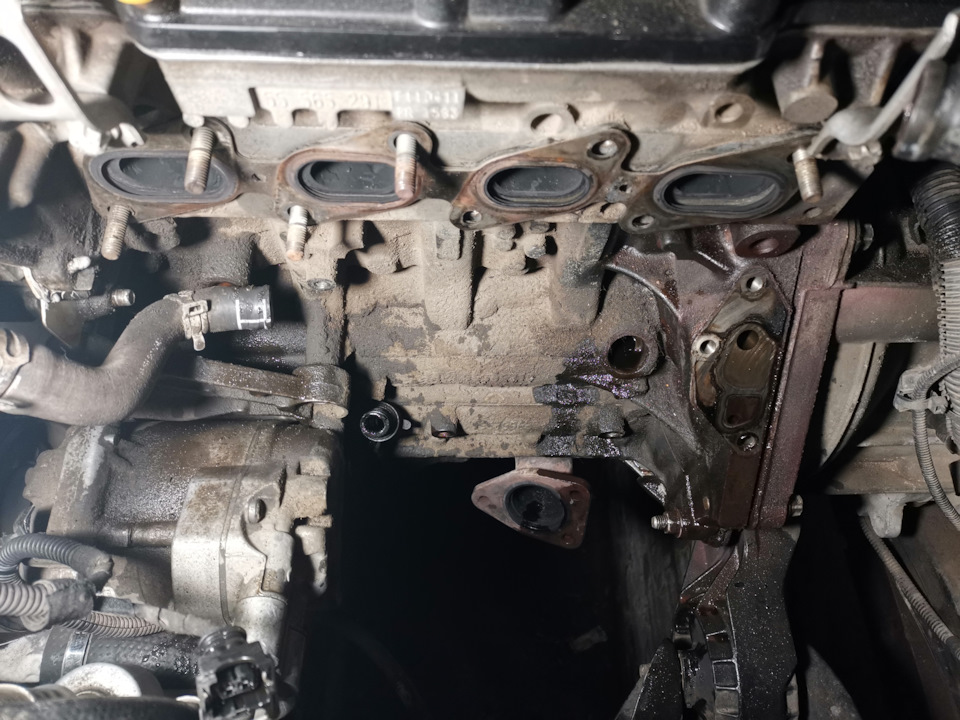 Теплообменник — Opel Astra J, 1,4 л, 2011 года | расходники | DRIVE2