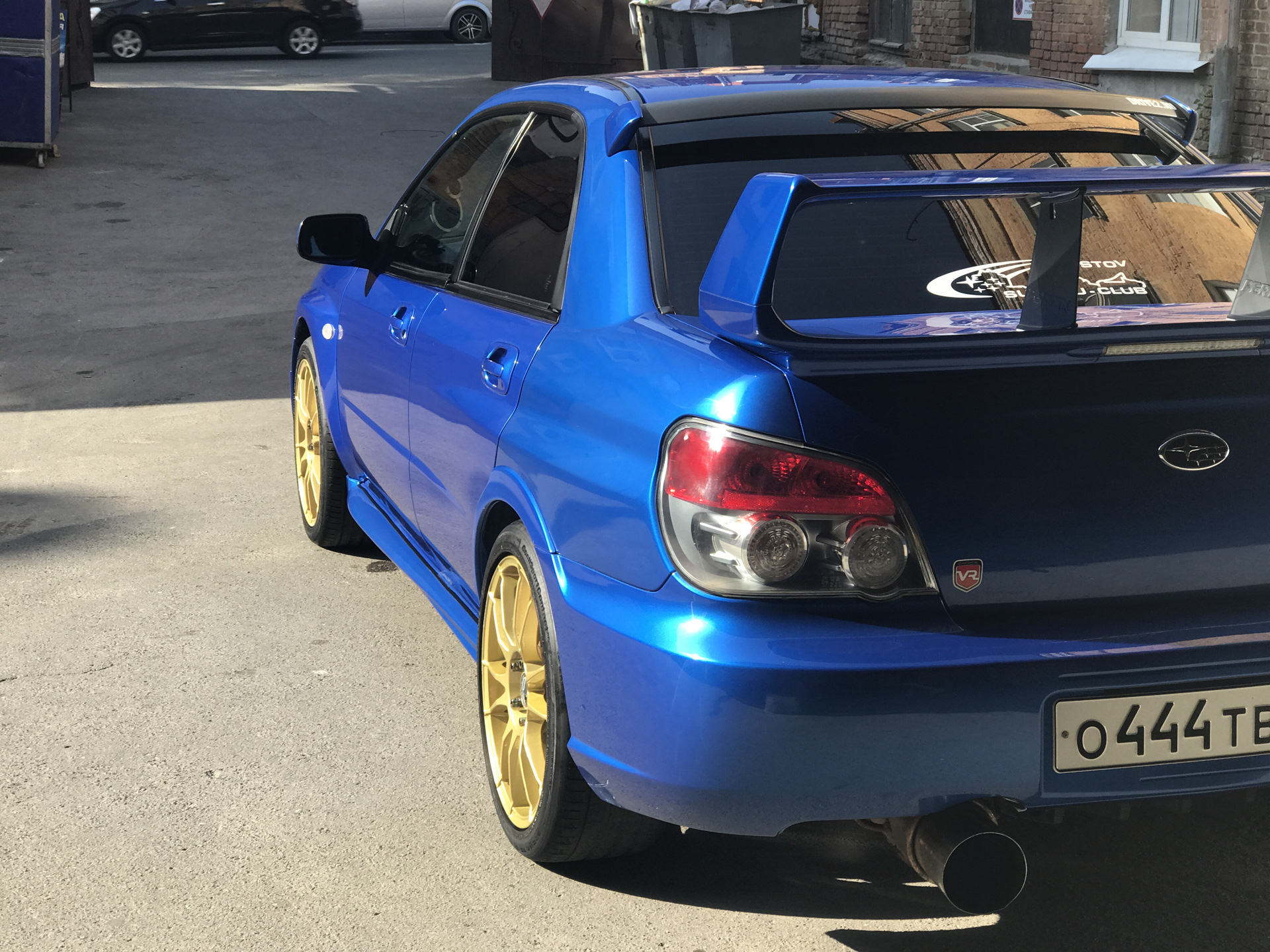 Запись 17: шильдик СТИ — Subaru Impreza WRX STI (GD), 2,2 л, 2006 года | аксессуары | DRIVE2