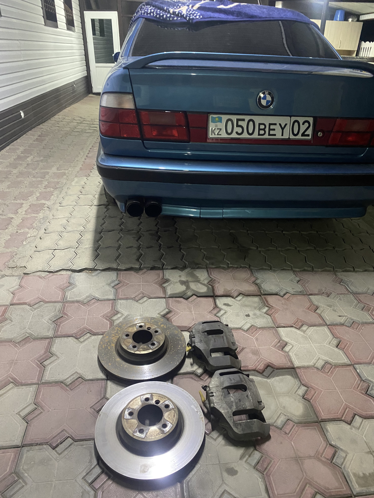 Тормоза 30/348 От е92 335 на Е34 — BMW 5 series (E34), 4,4 л, 1995 года ...