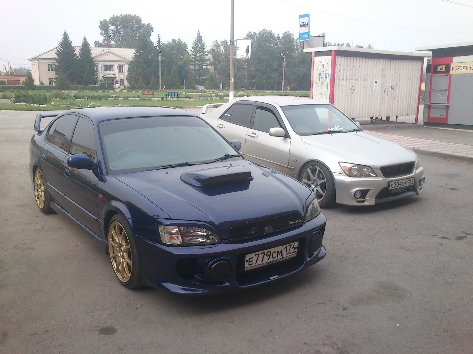 Сэлфи с Subaru ))) — Toyota Altezza, 2 л, 1999 года | фотография | DRIVE2