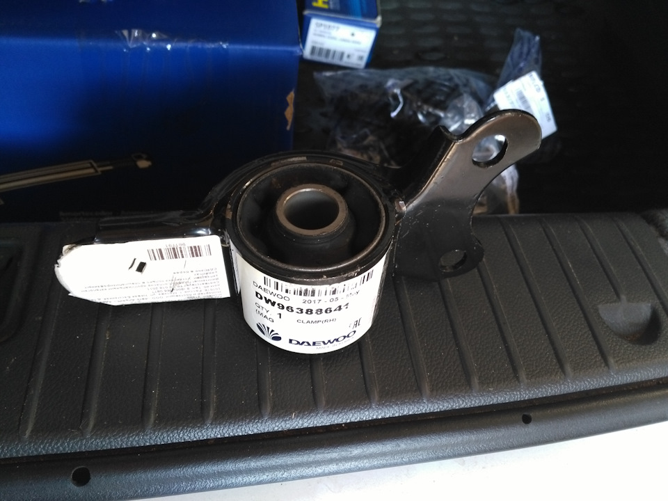 96388641 Сайлентблок рычага передней подвески, задний / Chevrolet ...