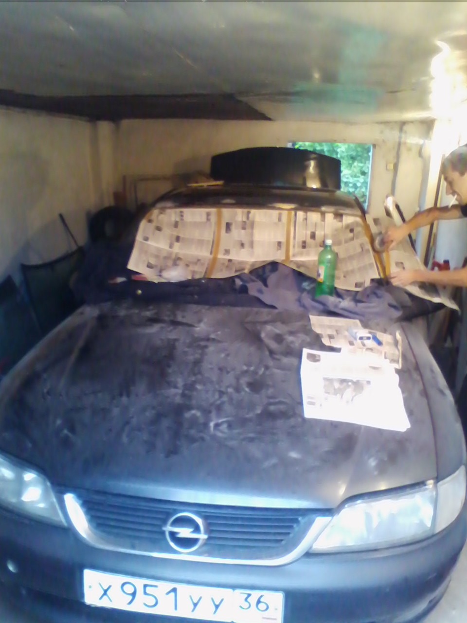 Замена лобового Стекла — Opel Vectra B, 1,8 л, 1998 года | своими ...