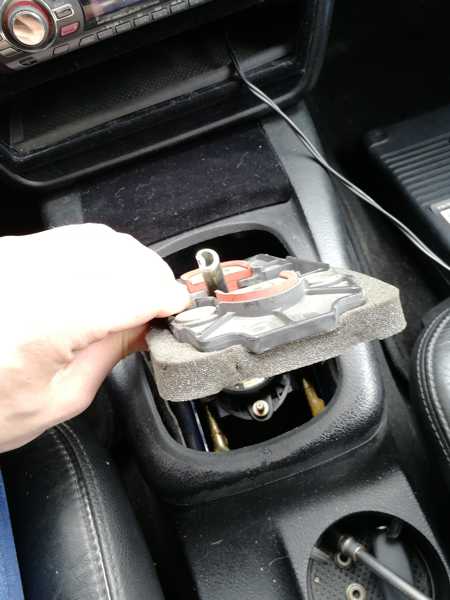 Ремонт кулисы МКПП — Volkswagen Passat B5, 1,8 л, 2002 года | своими ...