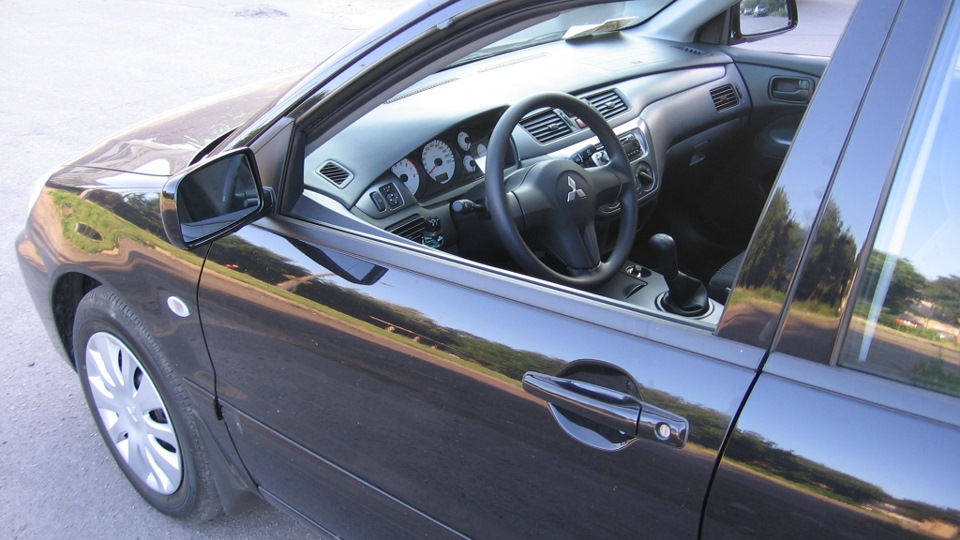 Mitsubishi Lancer IX 1.6 бензиновый 2008 | 1,6 МТ на DRIVE2