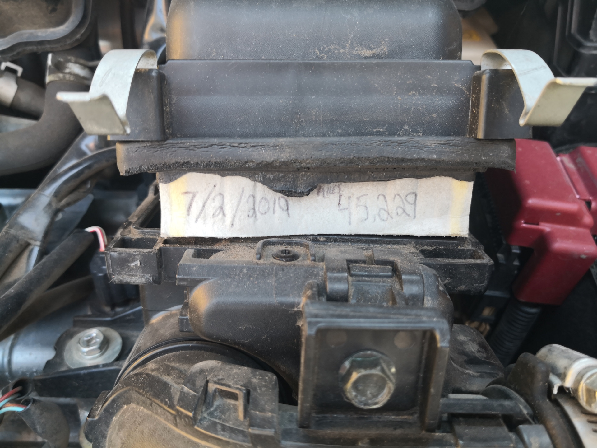 Первое(не американское) ТО на 100000км подкапотка — Nissan Note (2G), 1 ...