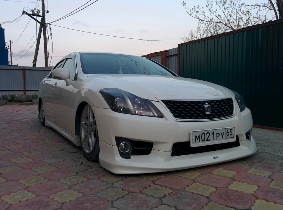 Clean look on AIR — Toyota Crown (S200), 2,5 л, 2011 года | фотография ...