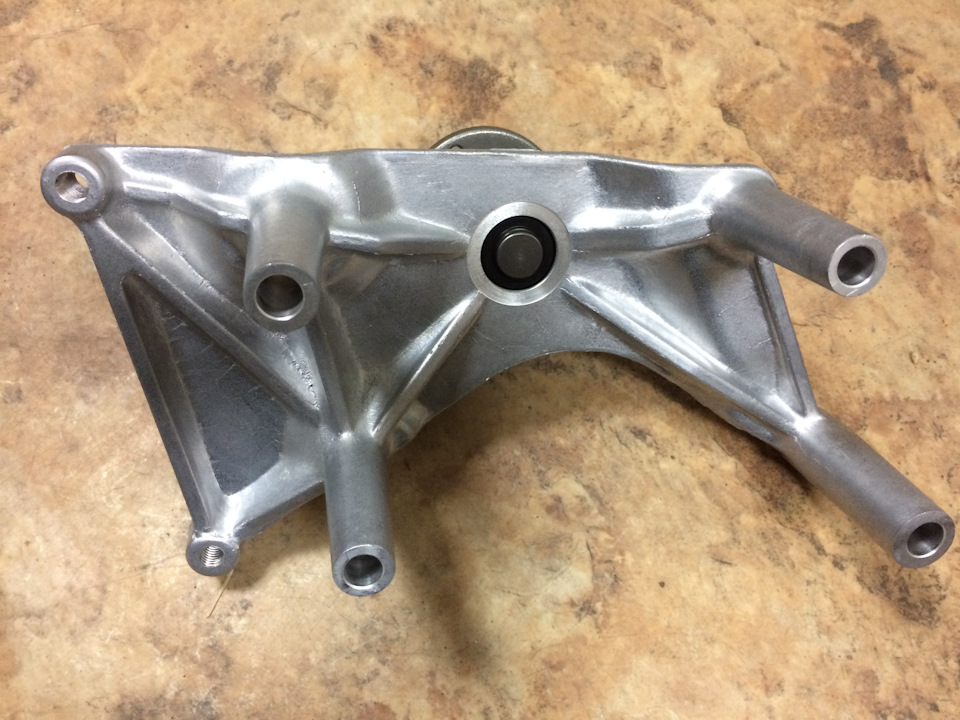 MD143208 КРОНШТЕЙН В СБОРЕ, ВЕНТИЛЯТОРА ОХЛАЖ.ДВ Mitsubishi | Запчасти ...