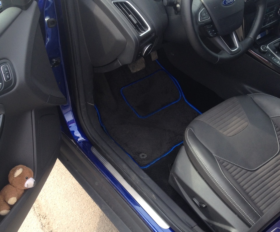 Про коврики — Ford Focus Hatchback III, 1,5 л, 2015 года | аксессуары ...