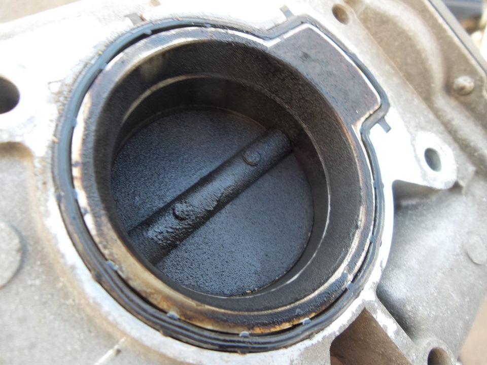 чистка дросселя и форсунок в ультрозвуковой ване — Mazda 3 (1G) BK, 2,5 ...