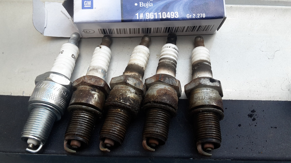 Свечи, провода ВВ.Ну и радиатор. — Chevrolet Lanos, 1,5 л, 2007 года ...