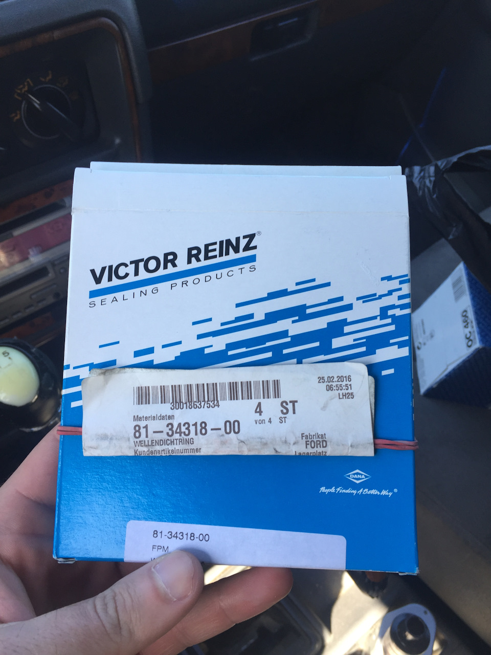 813431800 Уплотняющее кольцо, коленчатый вал VICTOR REINZ | Запчасти на ...