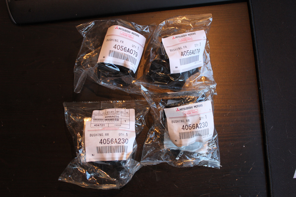 Замена втулок стабилизатора — Mitsubishi Outlander (3G), 3 л, 2016 года ...
