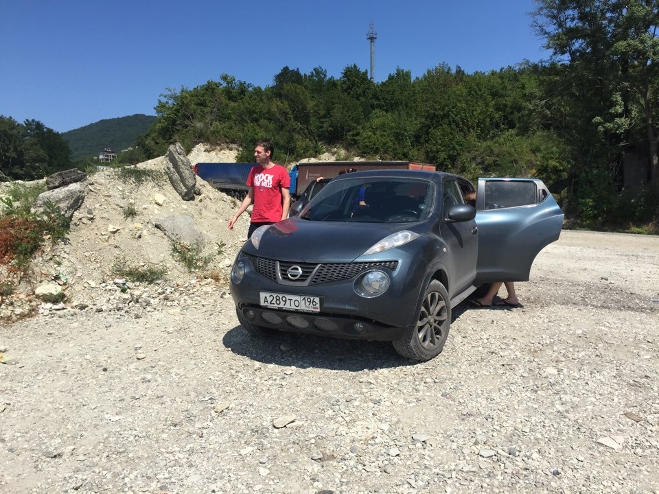 27. Екатеринбург-Абхазия день четвертый, пятый. — Nissan Juke (1G), 1,6 ...