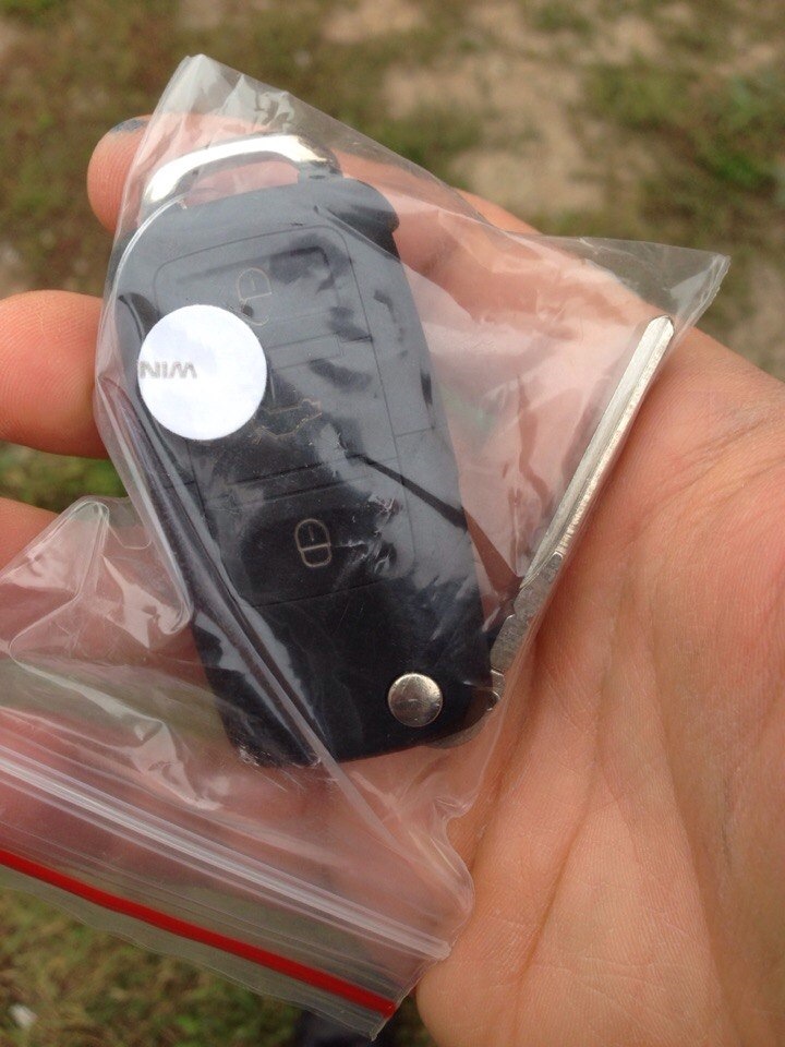 Замена корпуса ключа Golf — Volkswagen Golf Mk5, 1,6 л, 2007 года ...