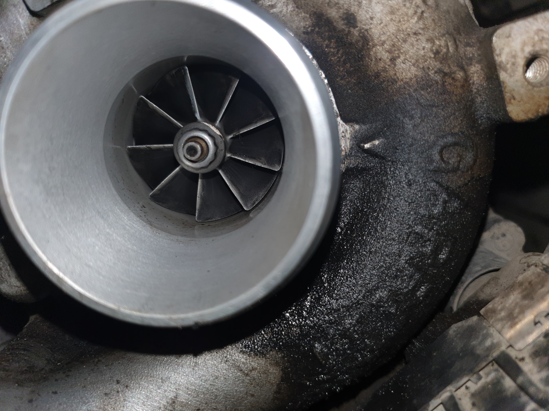 Замена трубки подачи масла на турбину — KIA Sorento (2G), 2,2 л, 2010 ...