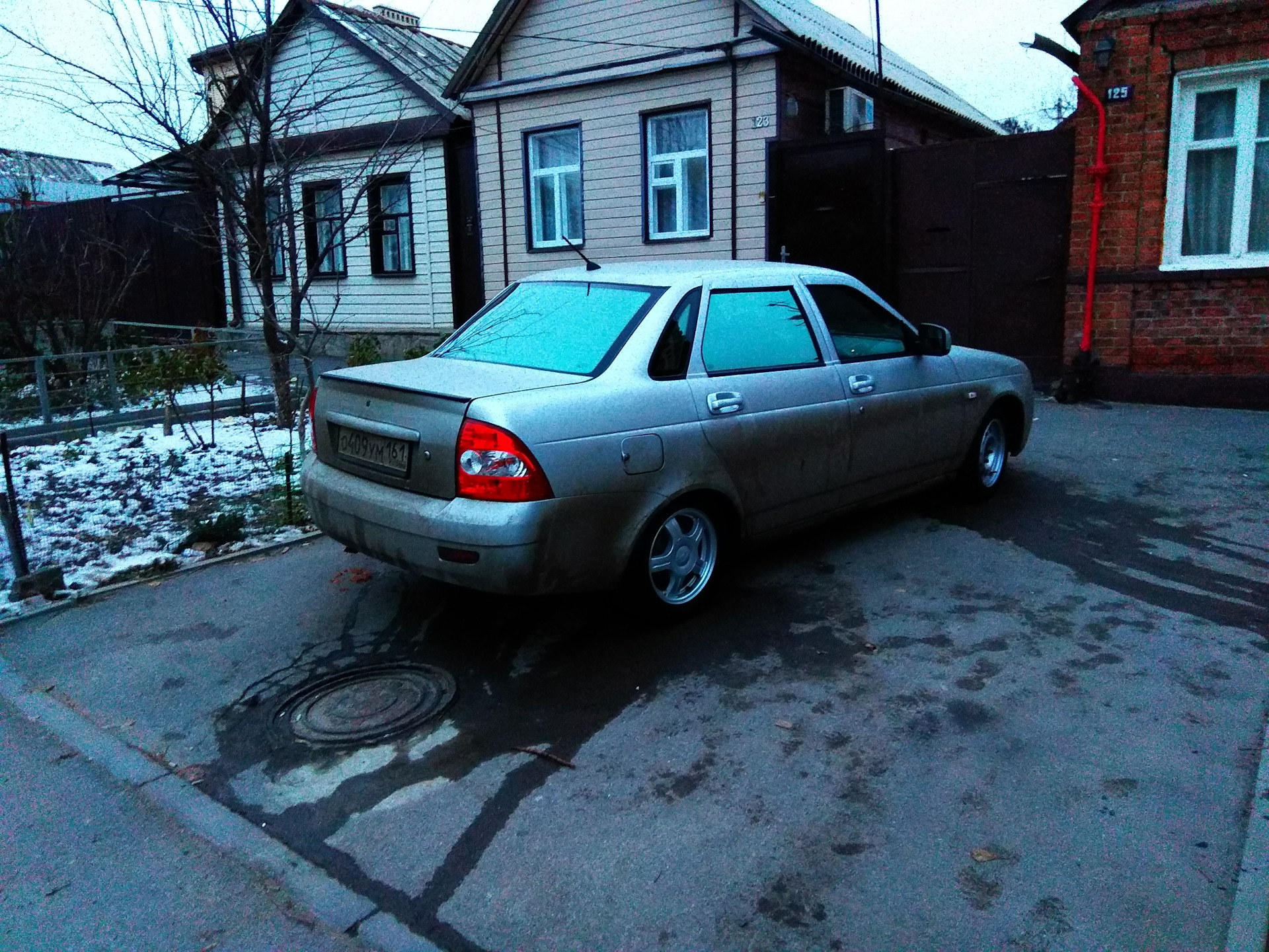 Лип-спойлер, он же лезвие — Lada Приора седан, 1,6 л, 2007 года ...