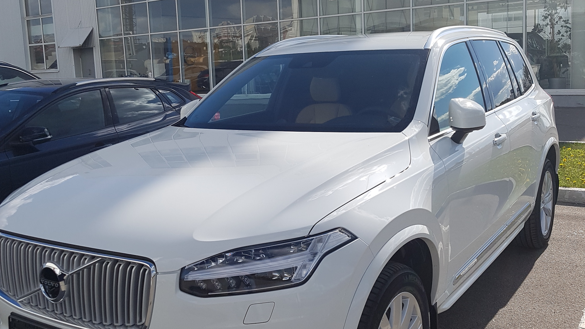 Volvo XC90 (2G) 2.0 дизельный 2017 | White Owl (Белая сова) на DRIVE2