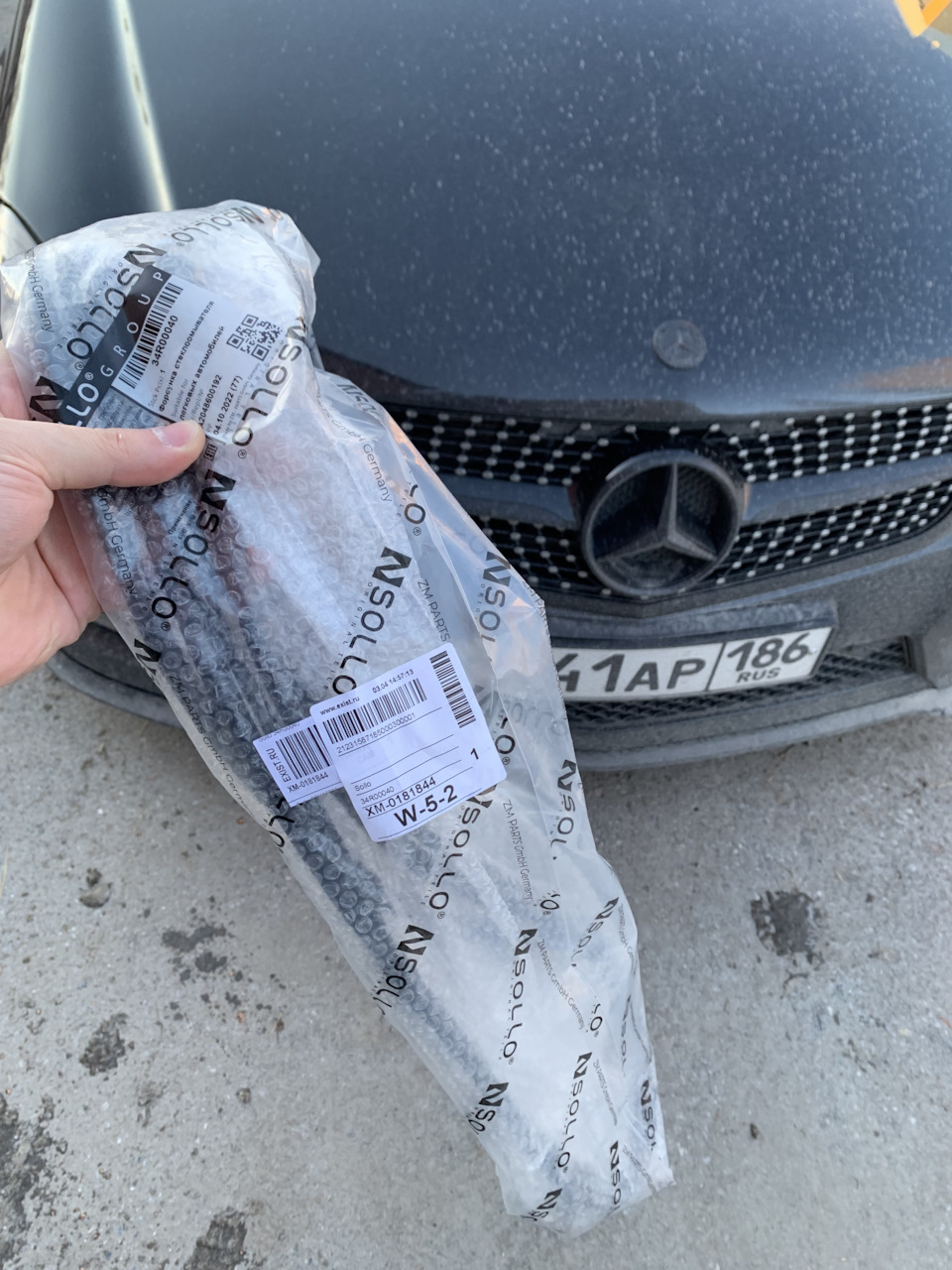 Замена шланга омывающей жидкости — Mercedes-Benz C-Class (W204), 1,8 л ...