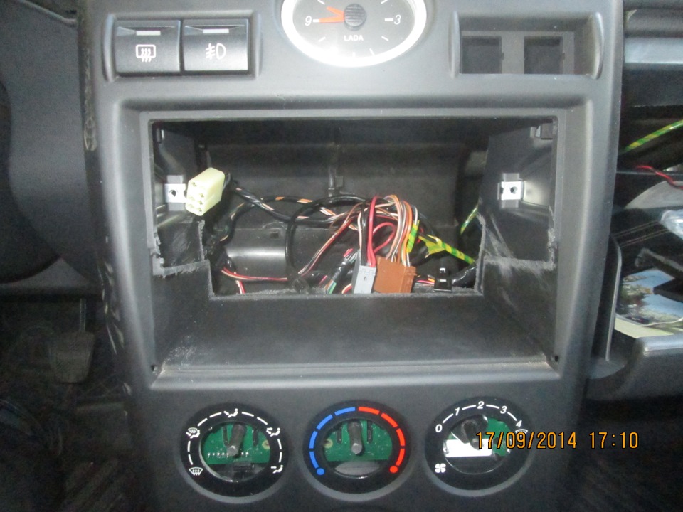 Mystery MDD-6220 S — Lada Приора седан, 1,6 л, 2012 года | автозвук ...