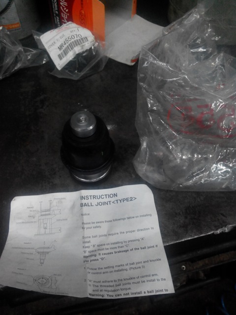 MR455070 ПЫЛЬНИК ОПОРЫ ШАРОВОЙ НИЖНЕГО РЫЧАГА 20X40X32. Mitsubishi ...