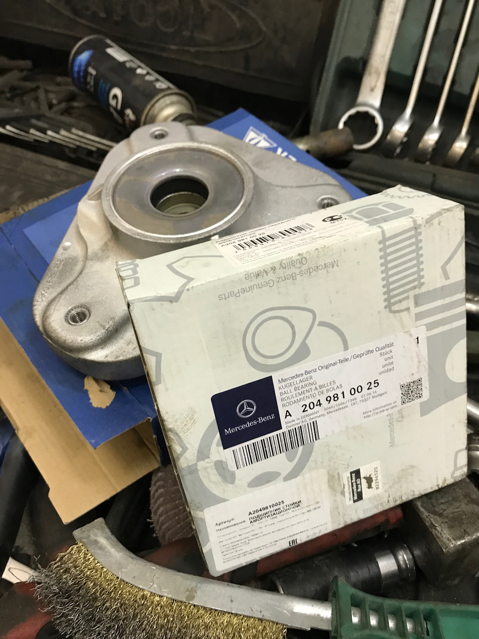 A2049810025 Подшипник стойки амортизационной. Mercedes | Запчасти на DRIVE2