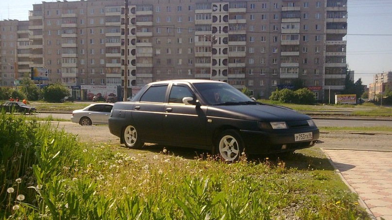 Новая шкура или на чем остановится — Lada 21104, 1,6 л, 2005 года ...