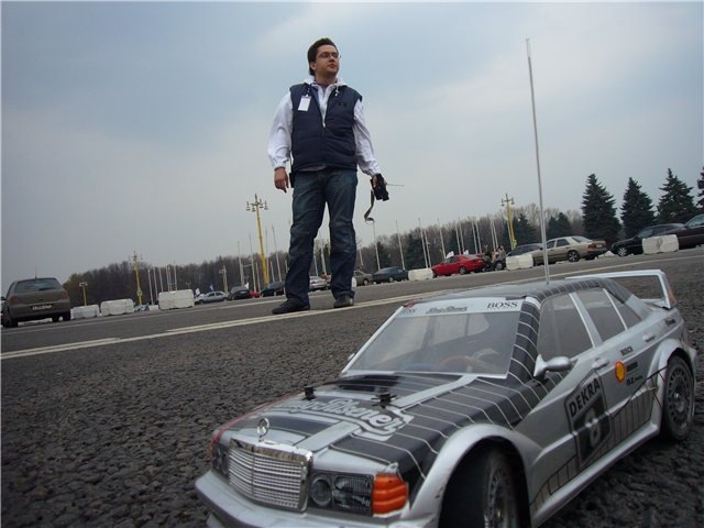 Маленький мерс среди больших)) — Сообщество «Любители РУ Моделей» на DRIVE2