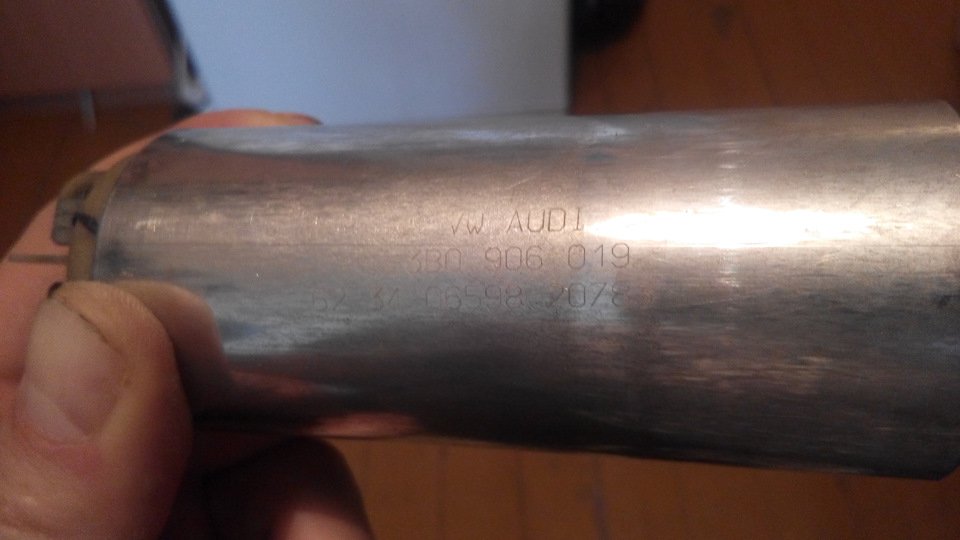 Замена топливного насоса — Audi A6 (C5), 2,4 л, 1998 года | запчасти ...