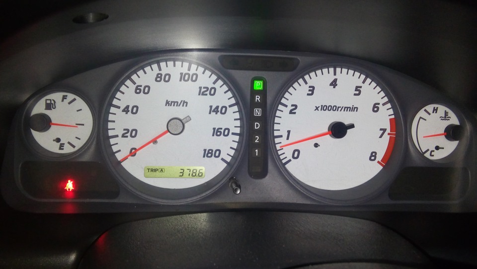 свежачок — Nissan Wingroad (Y11), 1,8 л, 2001 года | фотография | DRIVE2